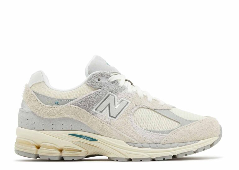 New Balance 2002R Linen | M2002REK | sutore